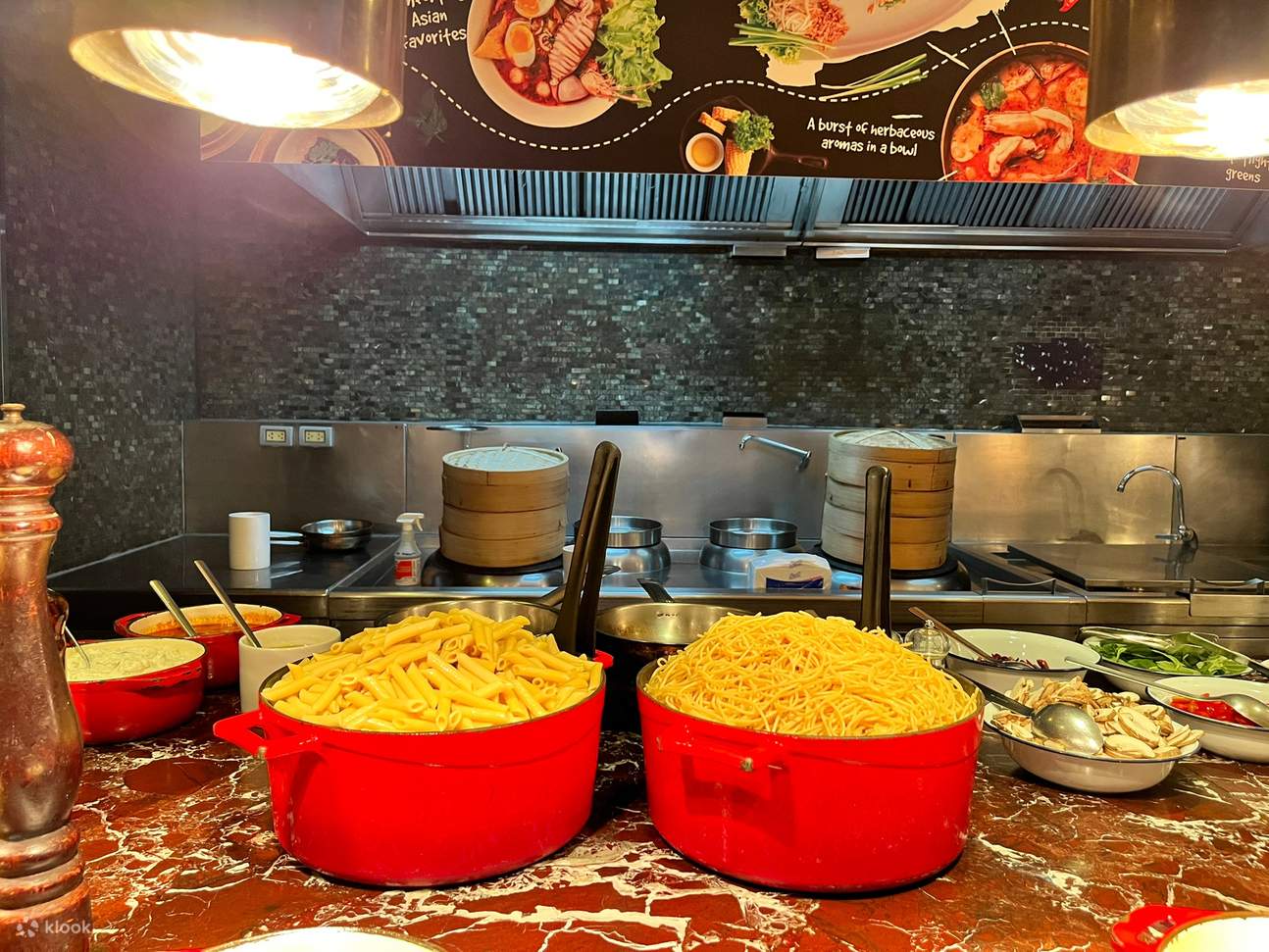 [20% OFF] Flavors Dinner Buffet at Renaissance Bangkok Ratchaprasong Hotel